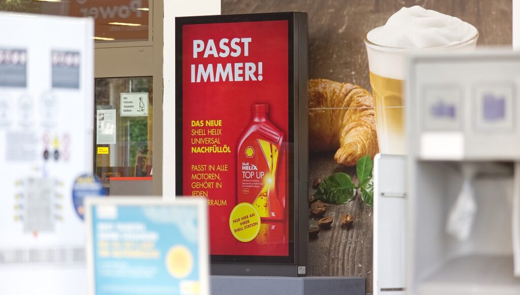 JACOB stattet 1.000 Shell Stationen mit Digital Signage Hardware aus.